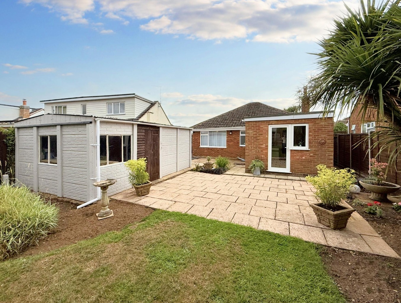 Two Bedroom Detached Bungalow For Sale in Rugby