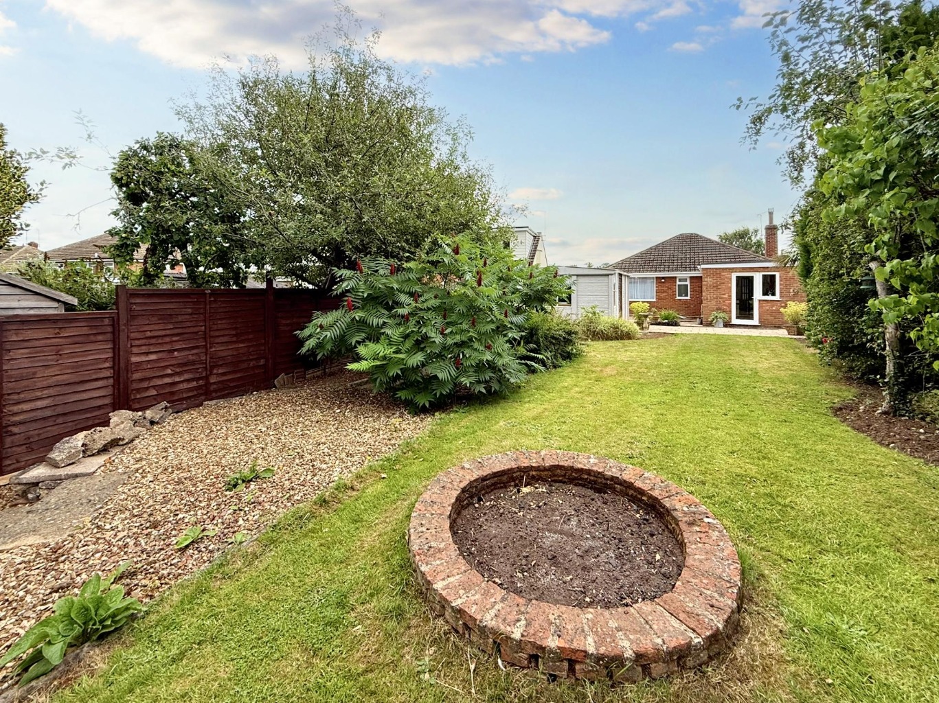 Two Bedroom Detached Bungalow For Sale in Rugby